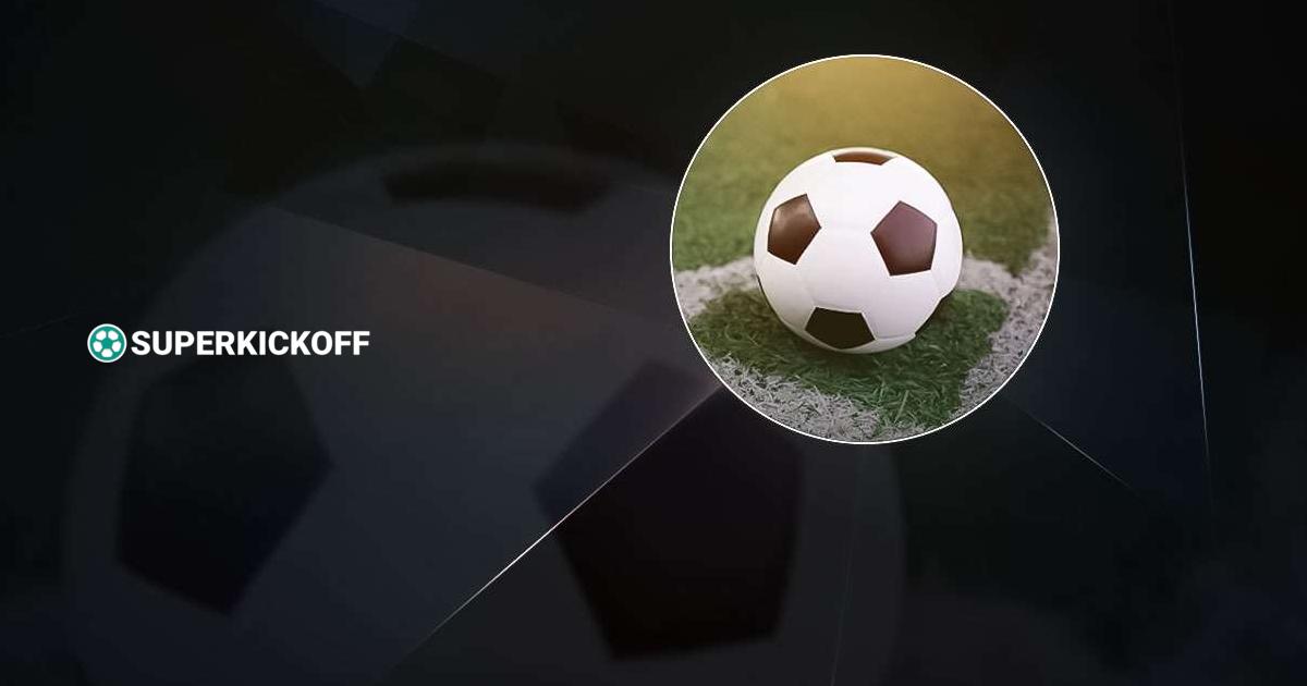 Descarga y juega a Superkickoff - Fútbol manager en PC y Mac (Emulador)