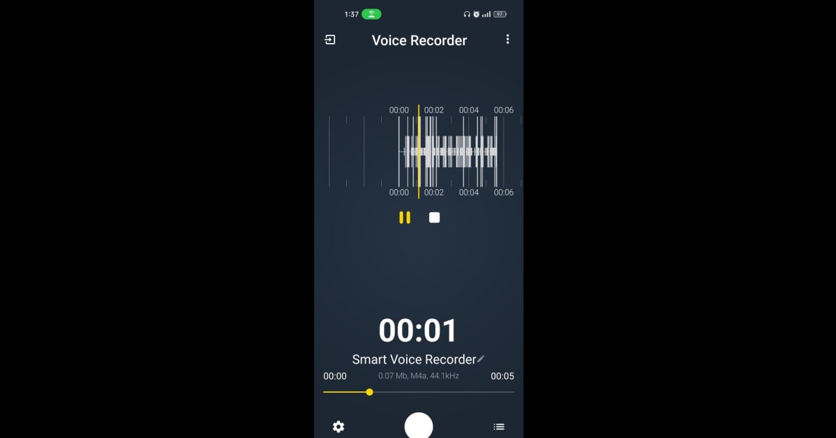 Descarga y ejecuta Smart Voice Recorder en PC y Mac (emulador)